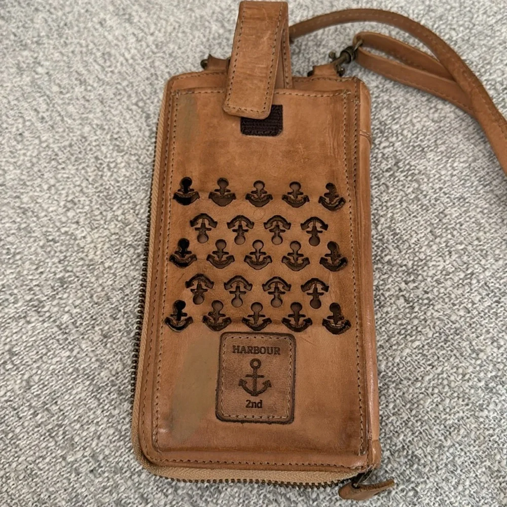 Harbour 2Nd | Bags | Harbour 2nd Anchor Love Lina Wallet Leather Phone ...